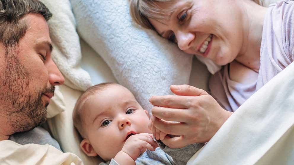 why babies are light sleepers with short sleep cycl - Weleda